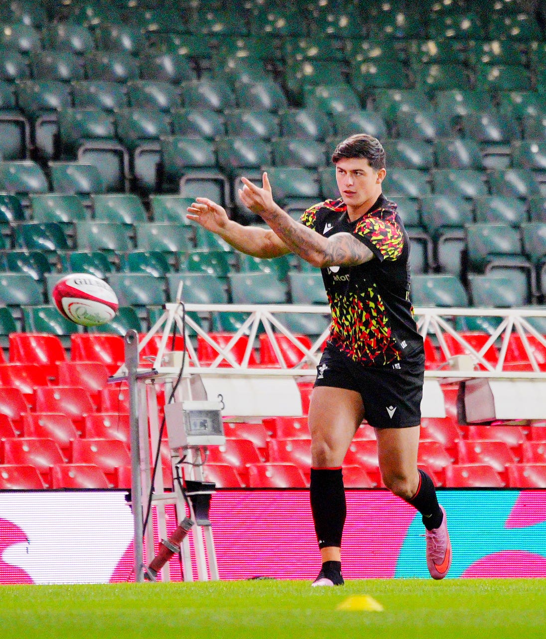 Louis Rees-Zammit looks forward to Wales return but says training feels ...