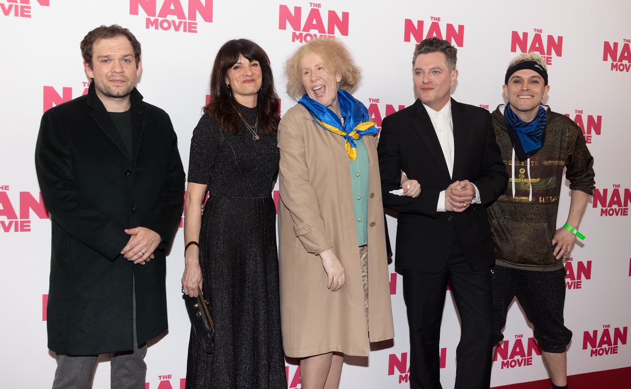Catherine Tate attends The Nan Movie screening in character | Express ...