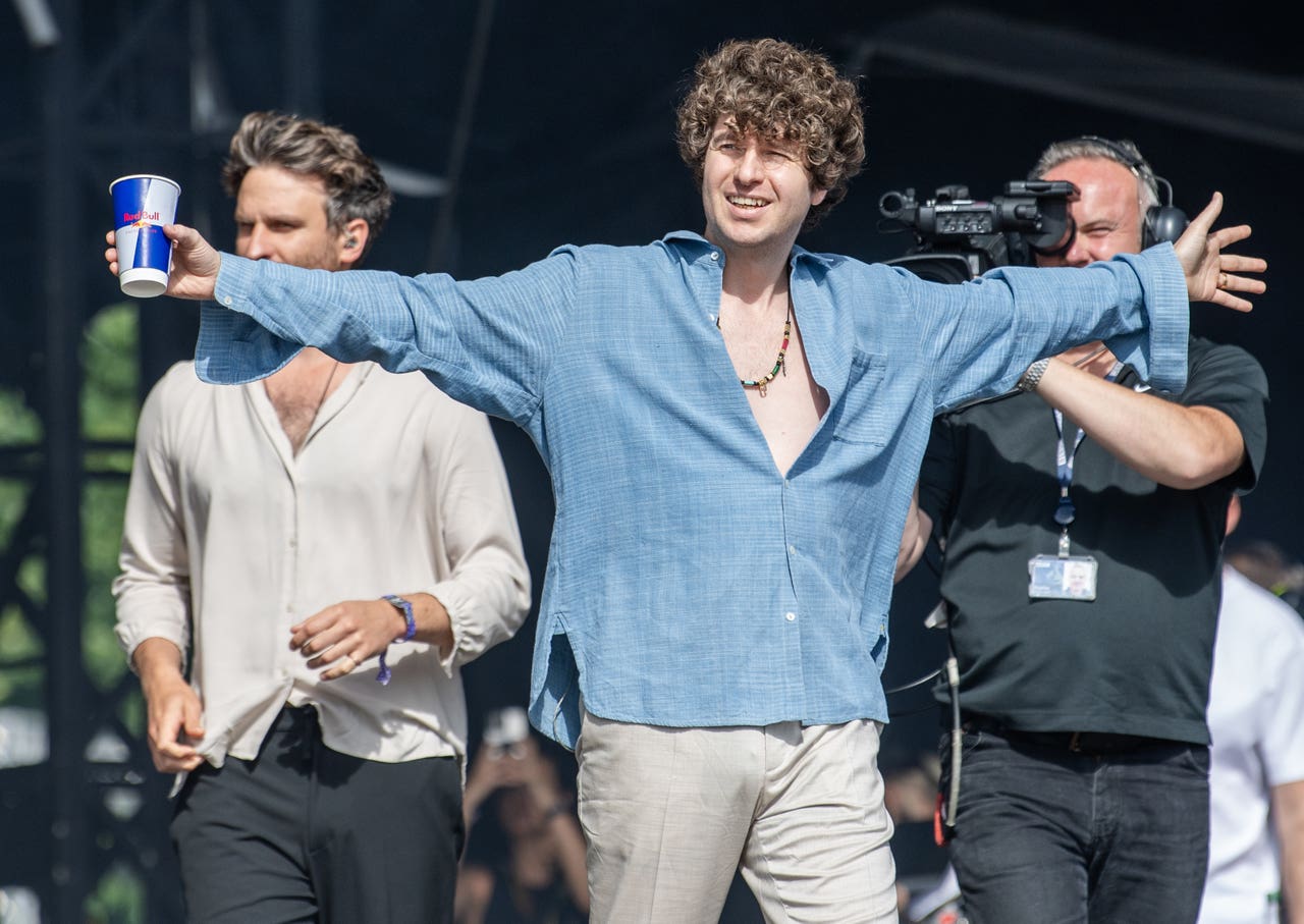 The Kooks frontman, Luke Pritchard, says Reading set felt like a ...