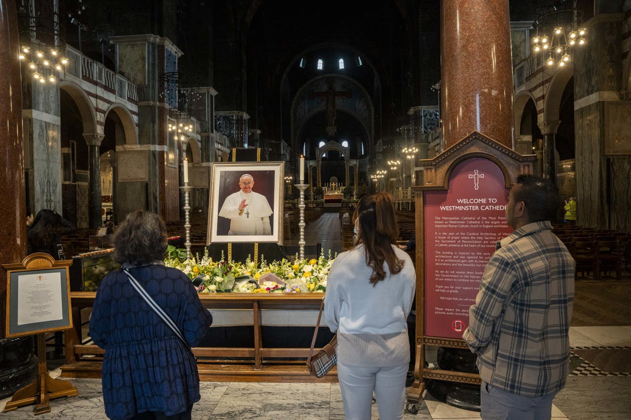 ‘I feel an orphan since the Pope’s death’ – Catholics at Westminster ...