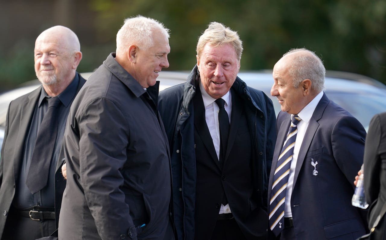 Jimmy Greaves remembered as funny and generous family man at funeral ...