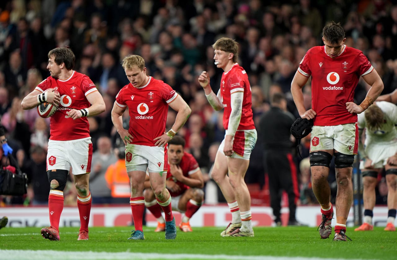 Greasy ball will test Wales in Japanese heat – Matt Sherratt | Express ...
