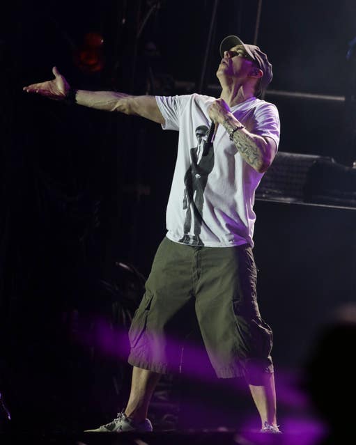 The Death Of Slim Shady (Coup De Grace) bags Eminem an 11th UK number ...
