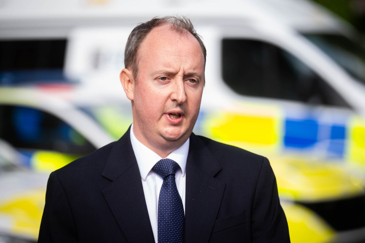 Police officer fighting for his life after collision while on duty is ...