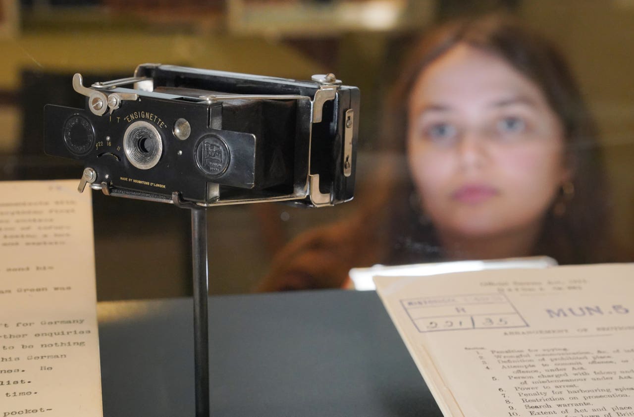 MI5 reveals never-before-seen spy secrets in National Archives Exhibition | Express & Star