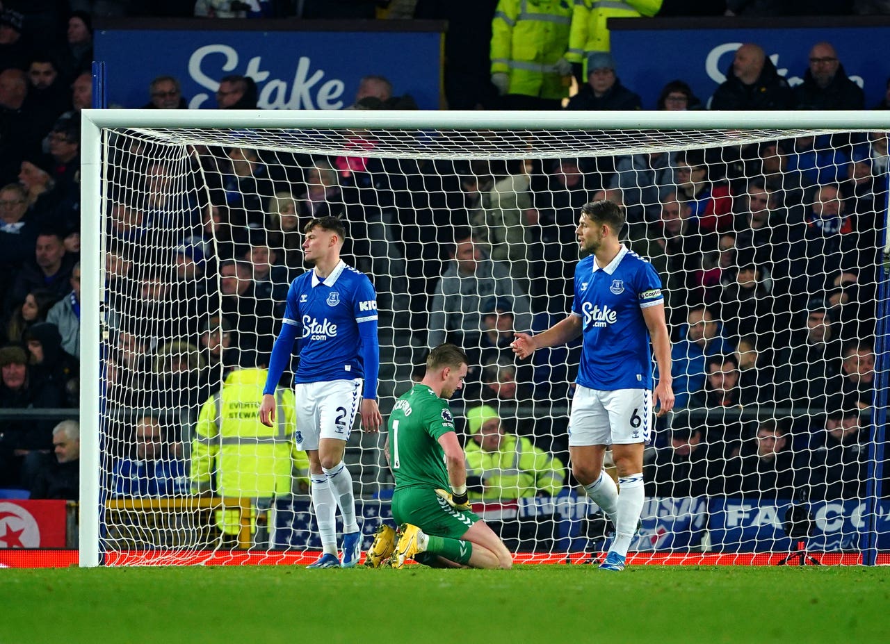 Stunning Alejandro Garnacho Goal Inspires Manchester United To Win Over