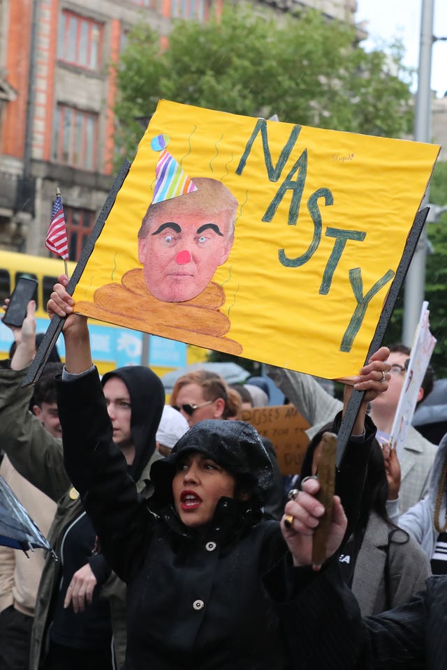 Dublin protesters demand Trump’s removal from office | Bradford ...
