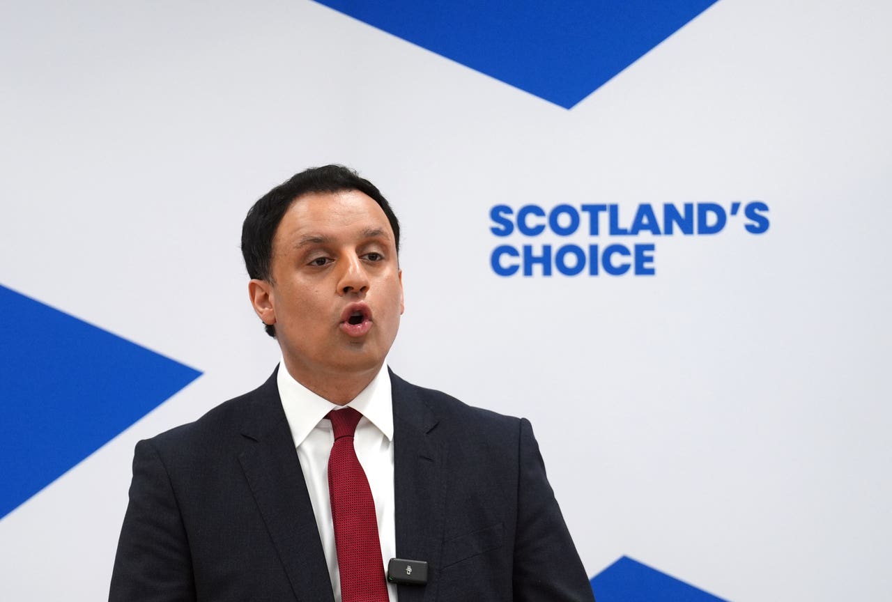 MSPs call on Scottish Government to publish communications connected to ...