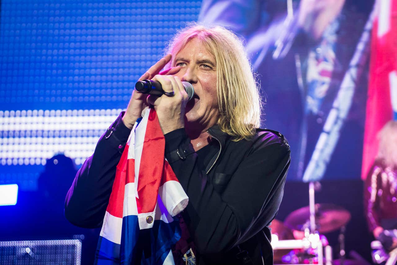 Def Leppard frontman says he worries about ‘everything’ after frozen ...