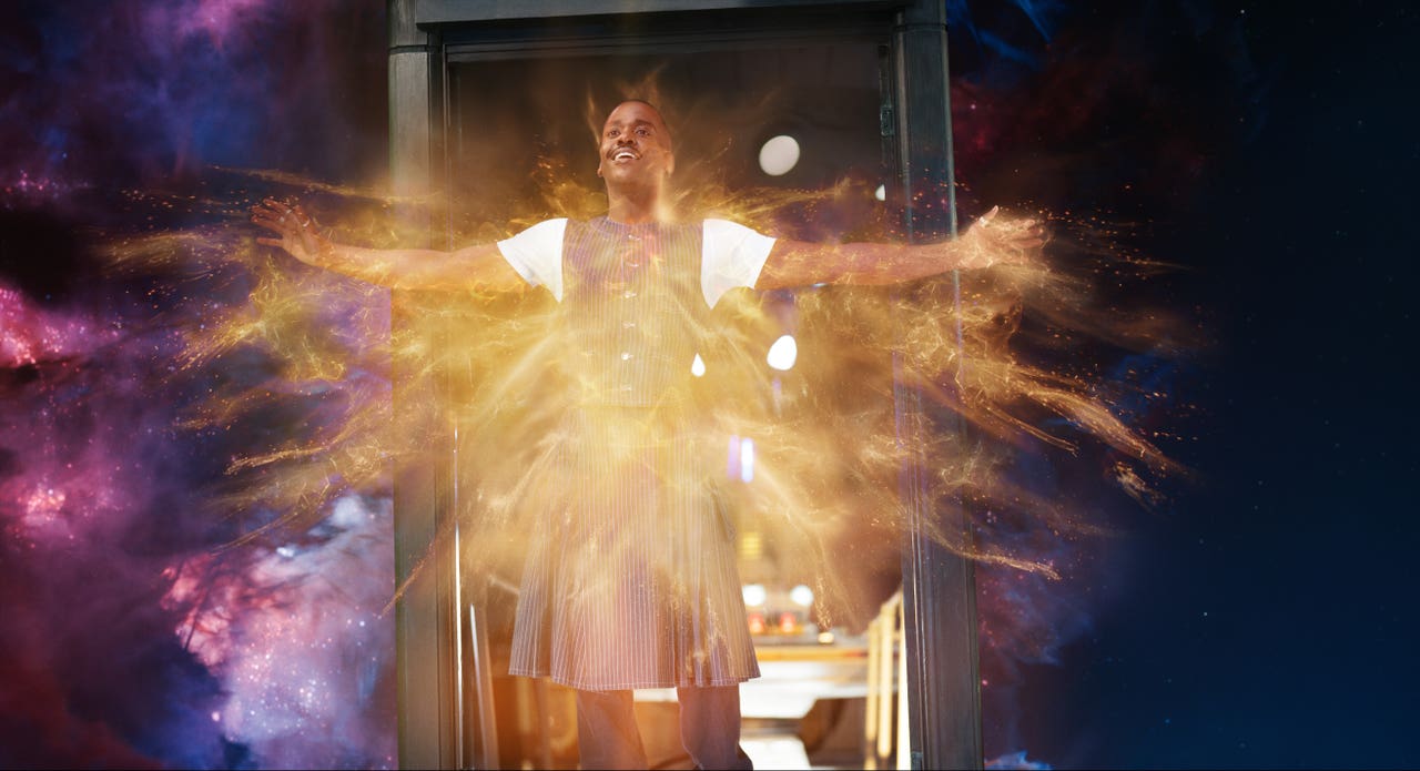 Doctor Who fans hail return of Billie Piper and Jodie Whittaker ...