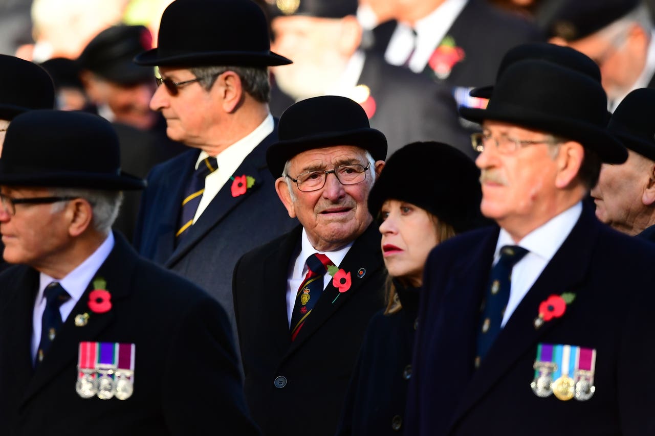 In Pictures: How the UK paid tribute on the centenary of the Armistice ...