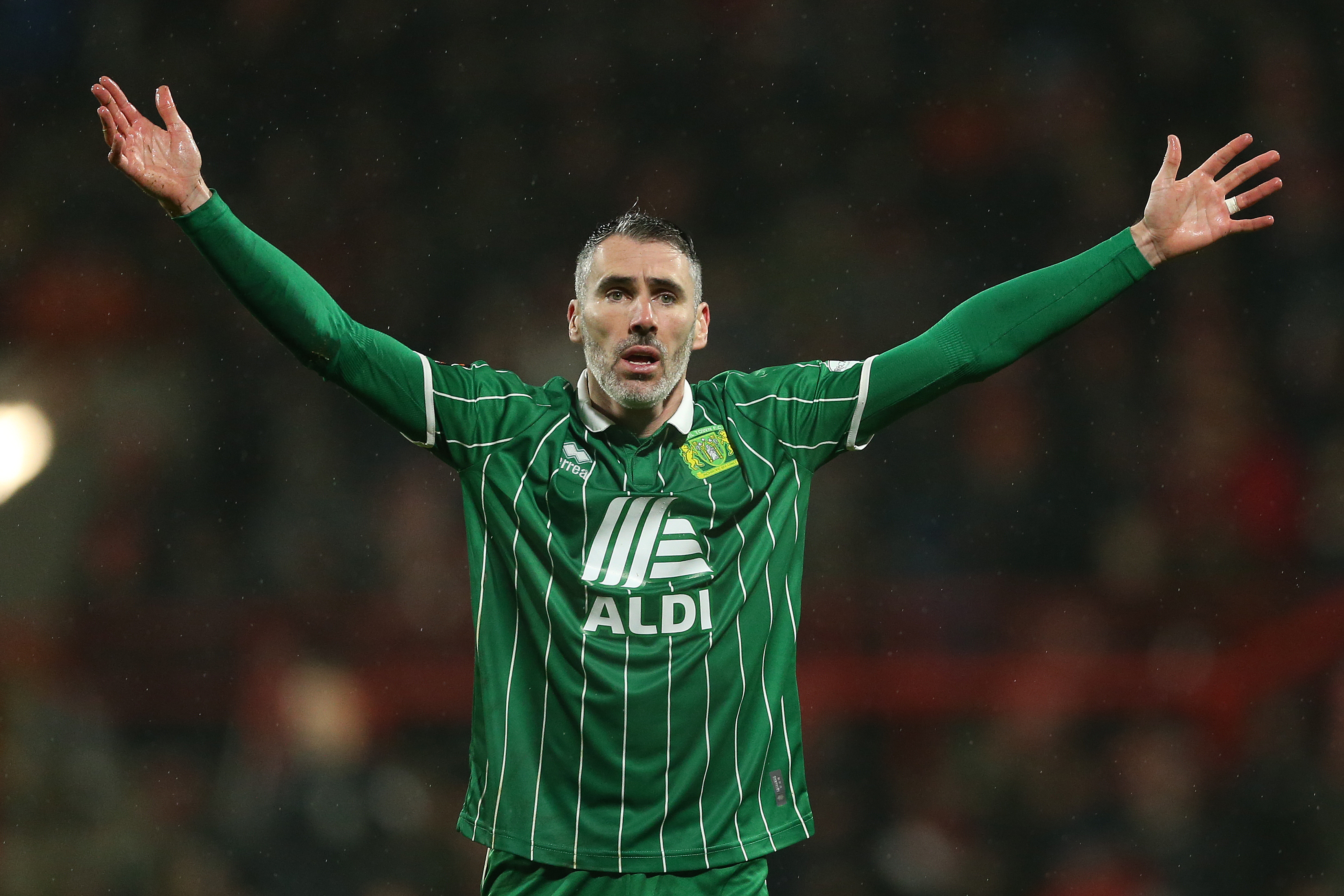 Yeovil and Altrincham draw a blank | LiveScore