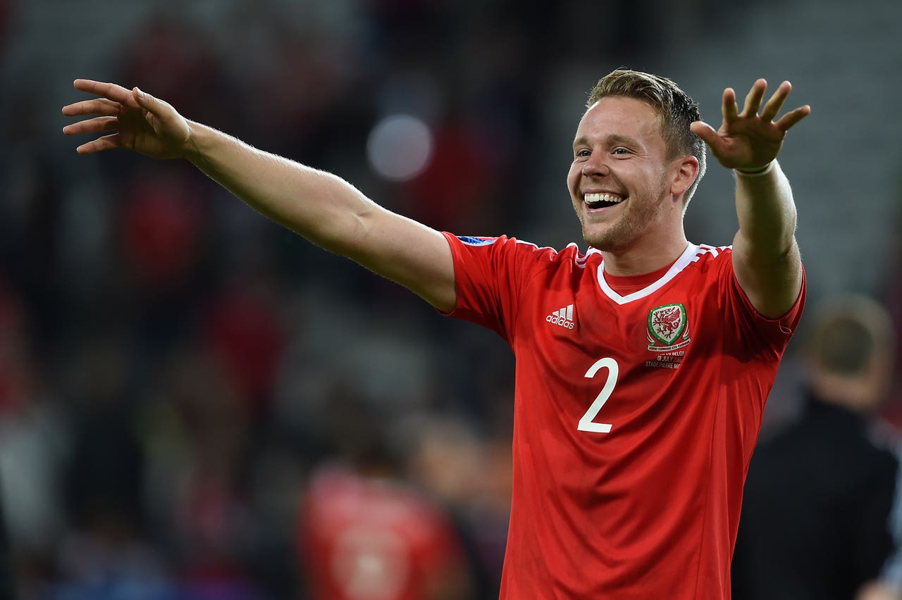 Chris Gunter to become first Welshman to win 100 caps in Mexico match ...