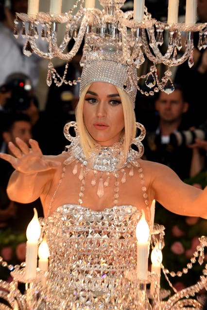Katy Perry lights up the Met Gala – dressed as a chandelier | Express ...