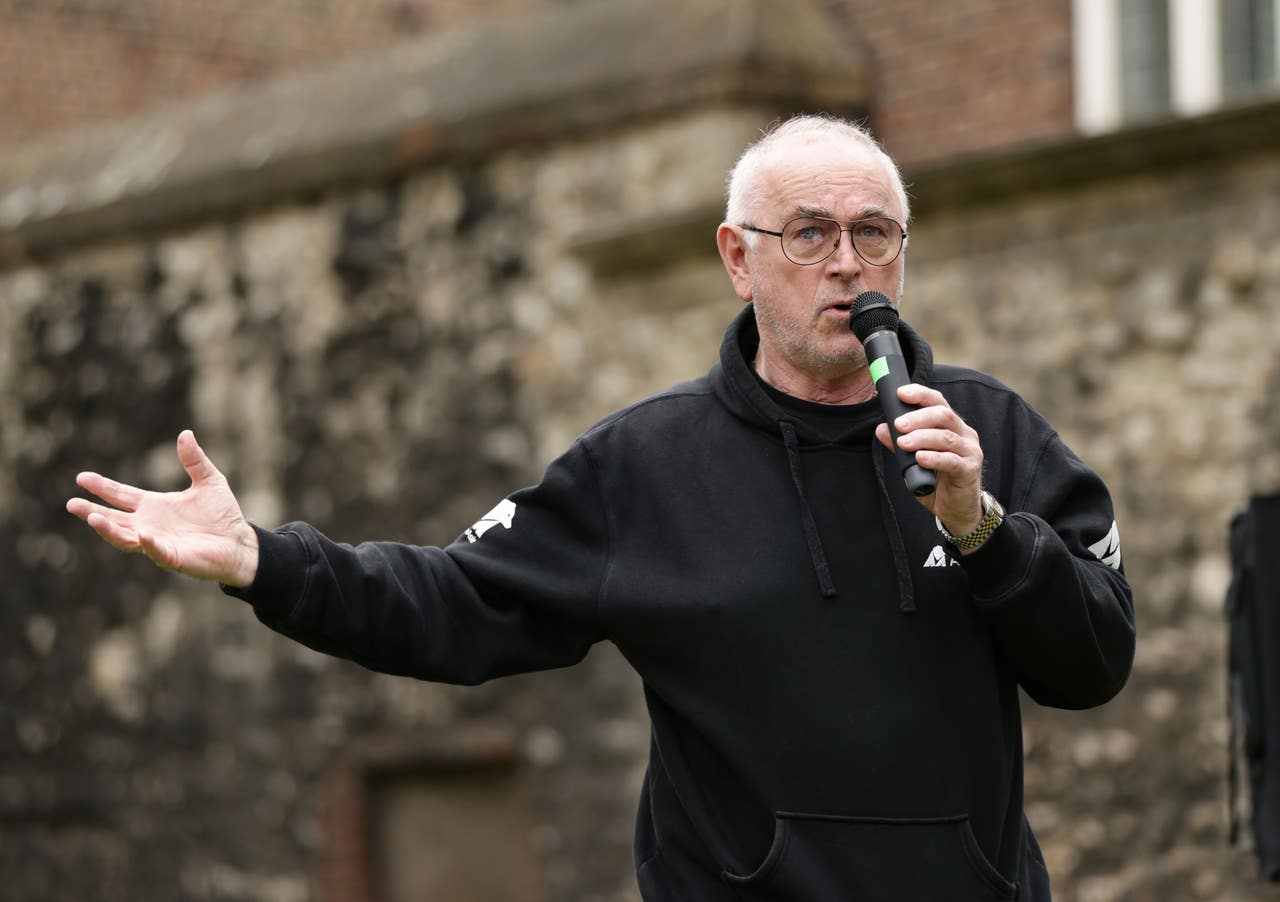 Downton Abbey star Peter Egan leads tributes to the late Tony Britton ...