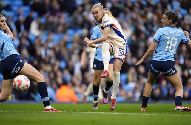 Chelsea handed Man City test to open WSL title defence | Wharfedale ...