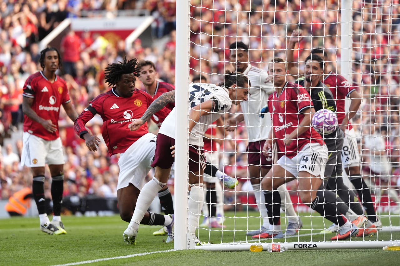 Roy Keane and Micah Richards clash over Altay Bayindir’s role in ...