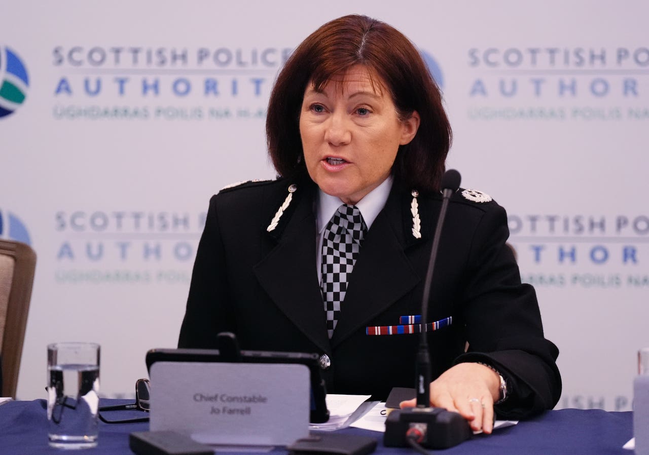 Police must avoid risk of ‘institutional capture’ accusations, force ...
