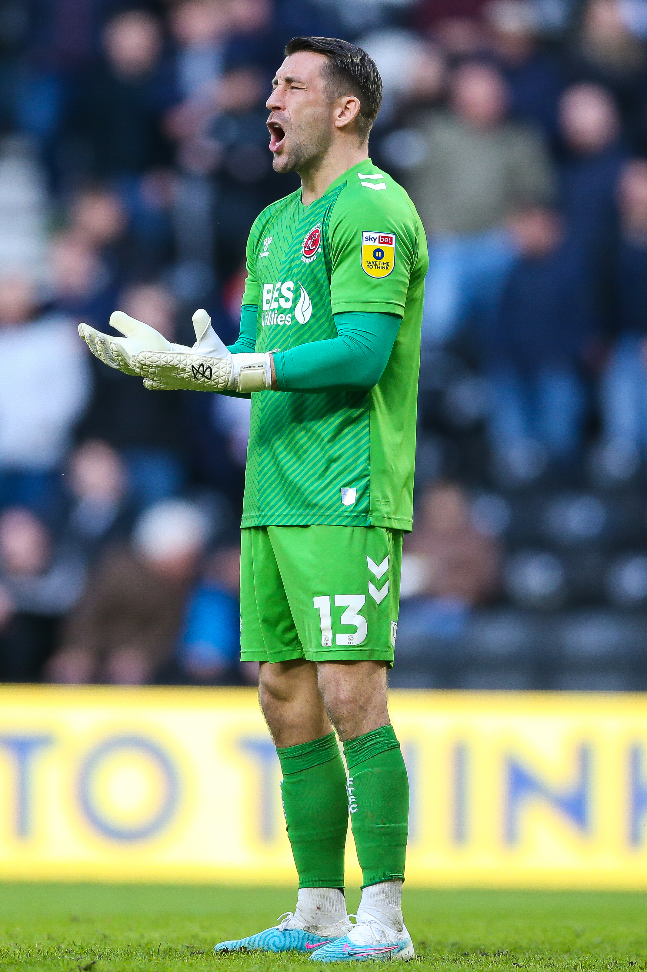 Nine-man Fleetwood beaten at home by Shrewsbury | LiveScore