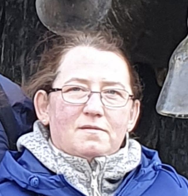 Girl, 13, inflicted more than 140 knife wounds on victim, murder trial ...