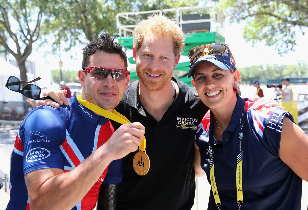 Afghanistan veteran Jaco Van Gass wins Paralympic gold for Great ...