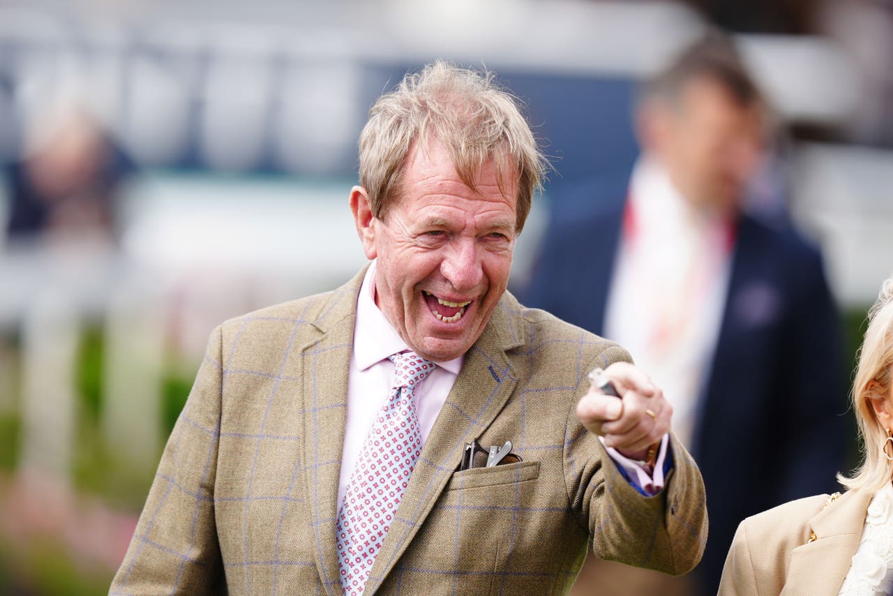 Derek Thompson signs off at Wolverhampton | Bradford Telegraph and Argus