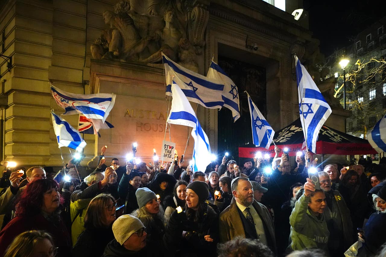 What is Hanukkah, why is it celebrated and what do people do? | Hackney ...