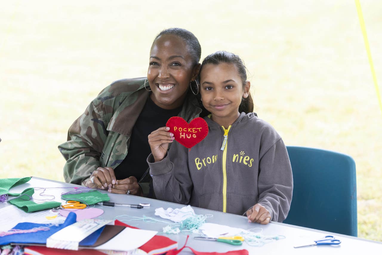 New Girlguiding badges encourage girls to laugh, share and discover | Echo