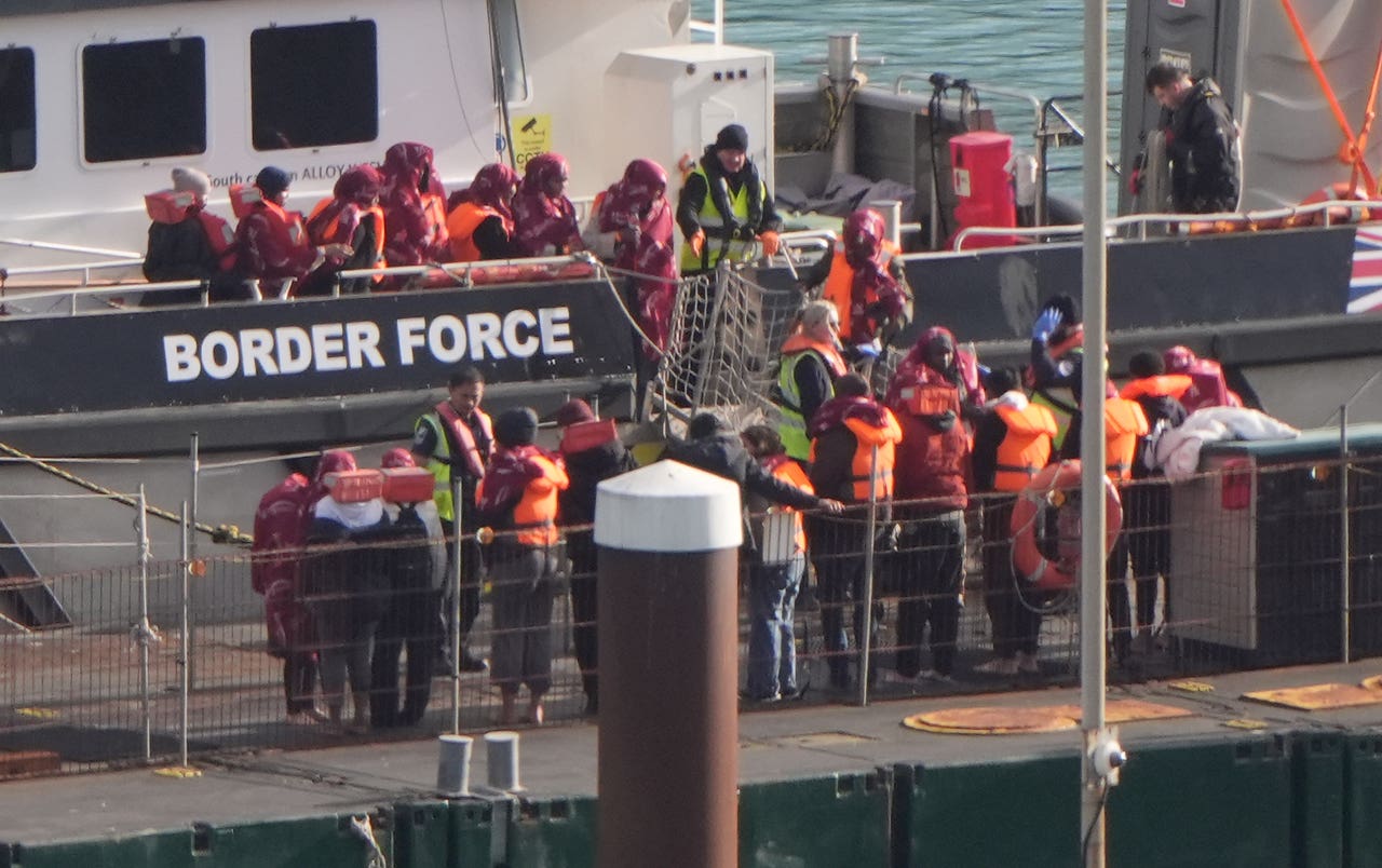 Another migrant re-enters UK by small boat after being removed to ...