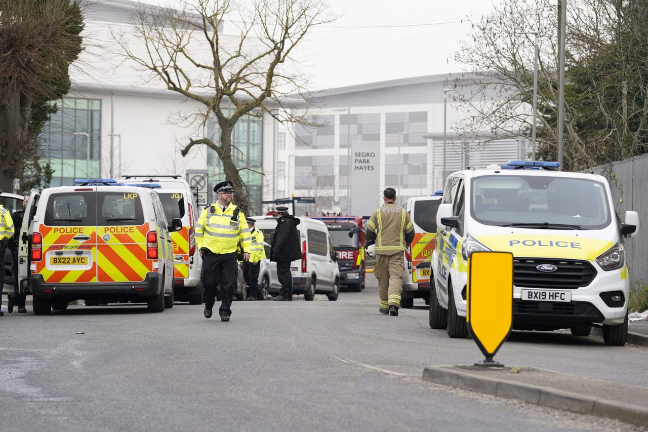 Electrical substation fire makes Heathrow look ‘vulnerable’ – Energy Secretary | Runcorn and ...