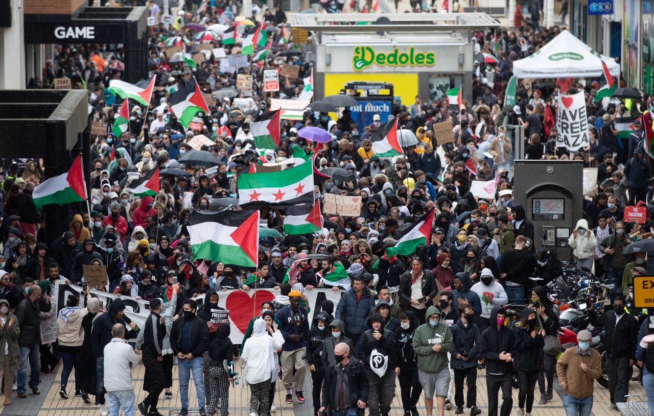 Thousands join protest against Gaza violence | Bradford Telegraph and Argus
