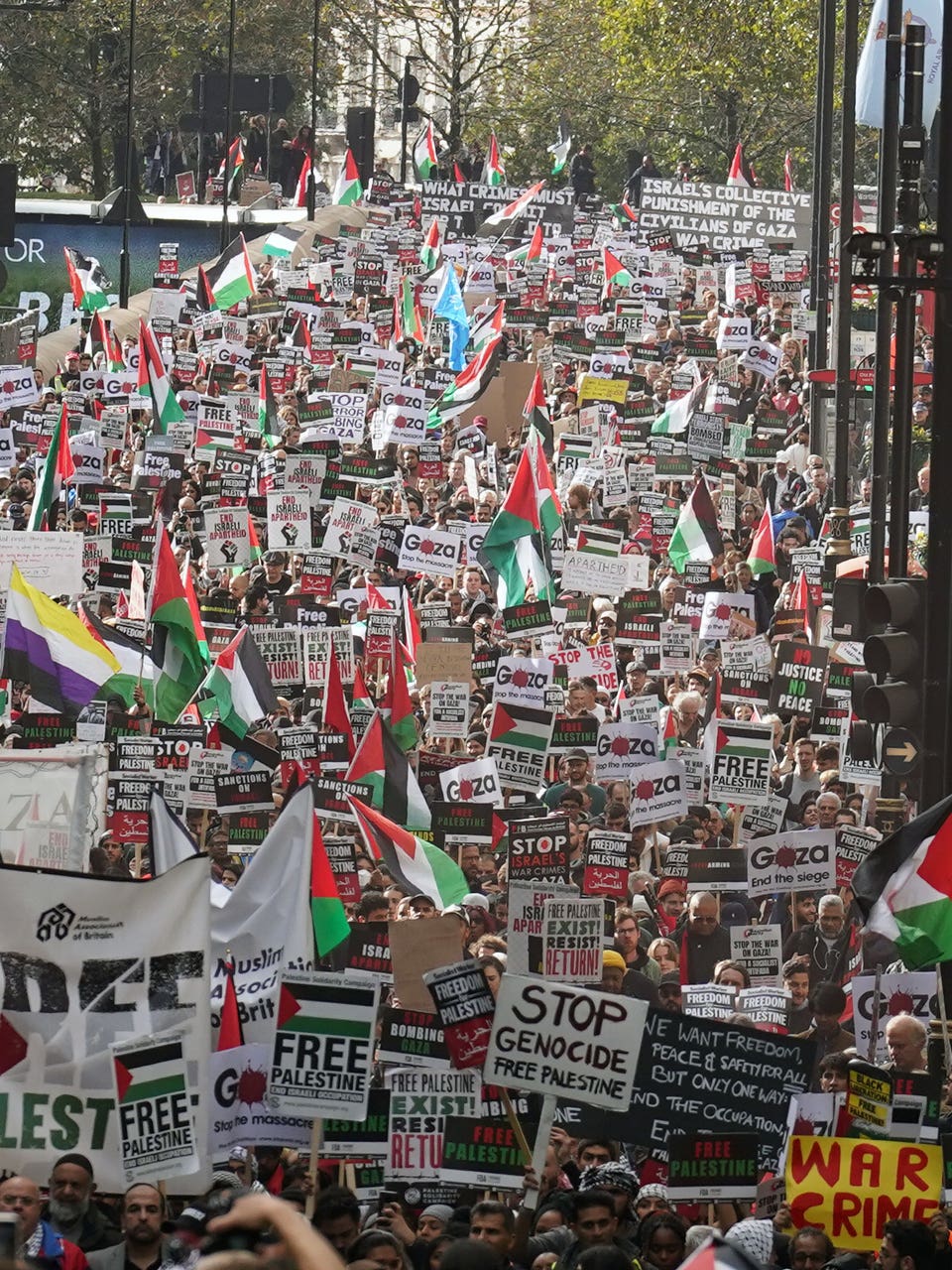 Met warns against supporting proscribed groups ahead of London protests ...