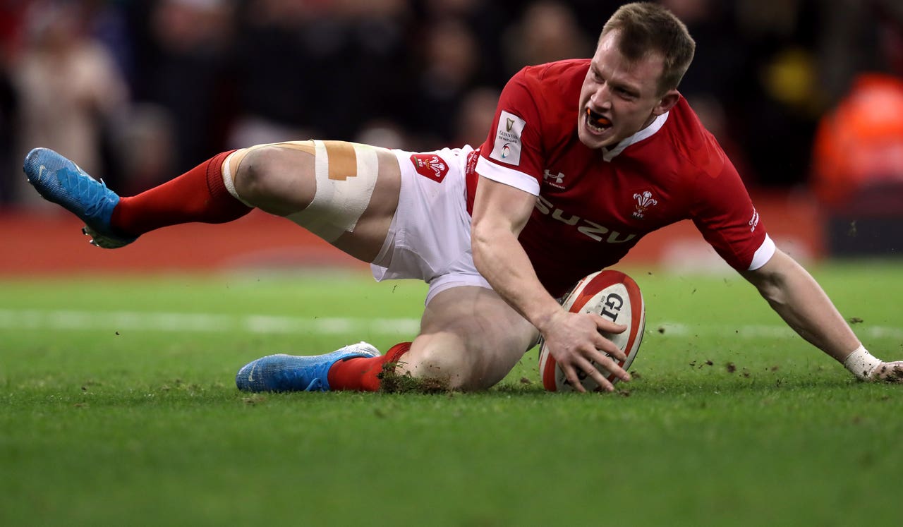 Nick Tompkins: 'Wales duty is welcome relief from Saracens troubles ...