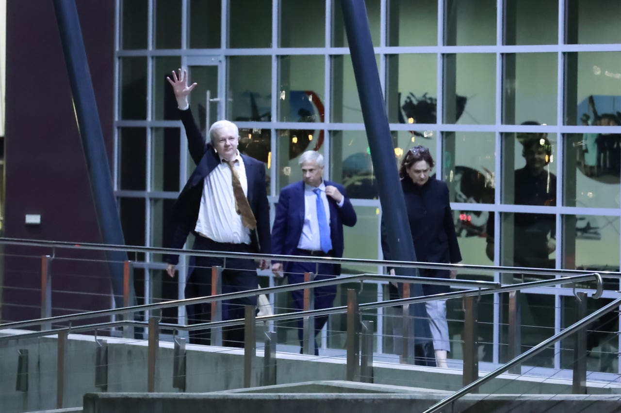Julian Assange Case Ends ‘with Me Here In Saipan Judge Says In Court