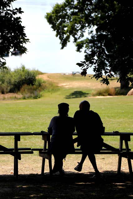 Heat health alert: What does it mean and how can vulnerable people stay ...