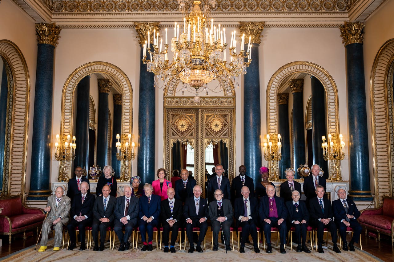 King praises Hockney’s beautifully chosen galoshes as he hosts national ...