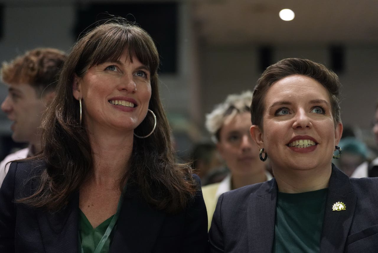 Green leader warns of authoritarian ‘alarm bells’ in conference speech ...