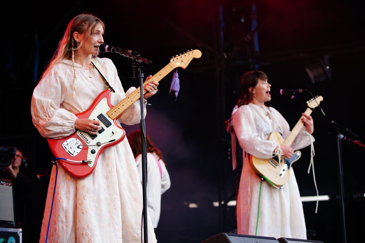 Bjork, Wet Leg and Raye among winners at Association of Independent ...