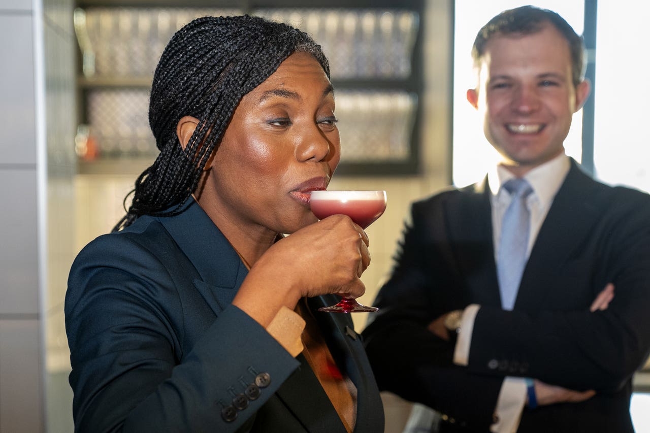 Robert Jenrick sacked by Kemi Badenoch after ‘plotting to defect ...