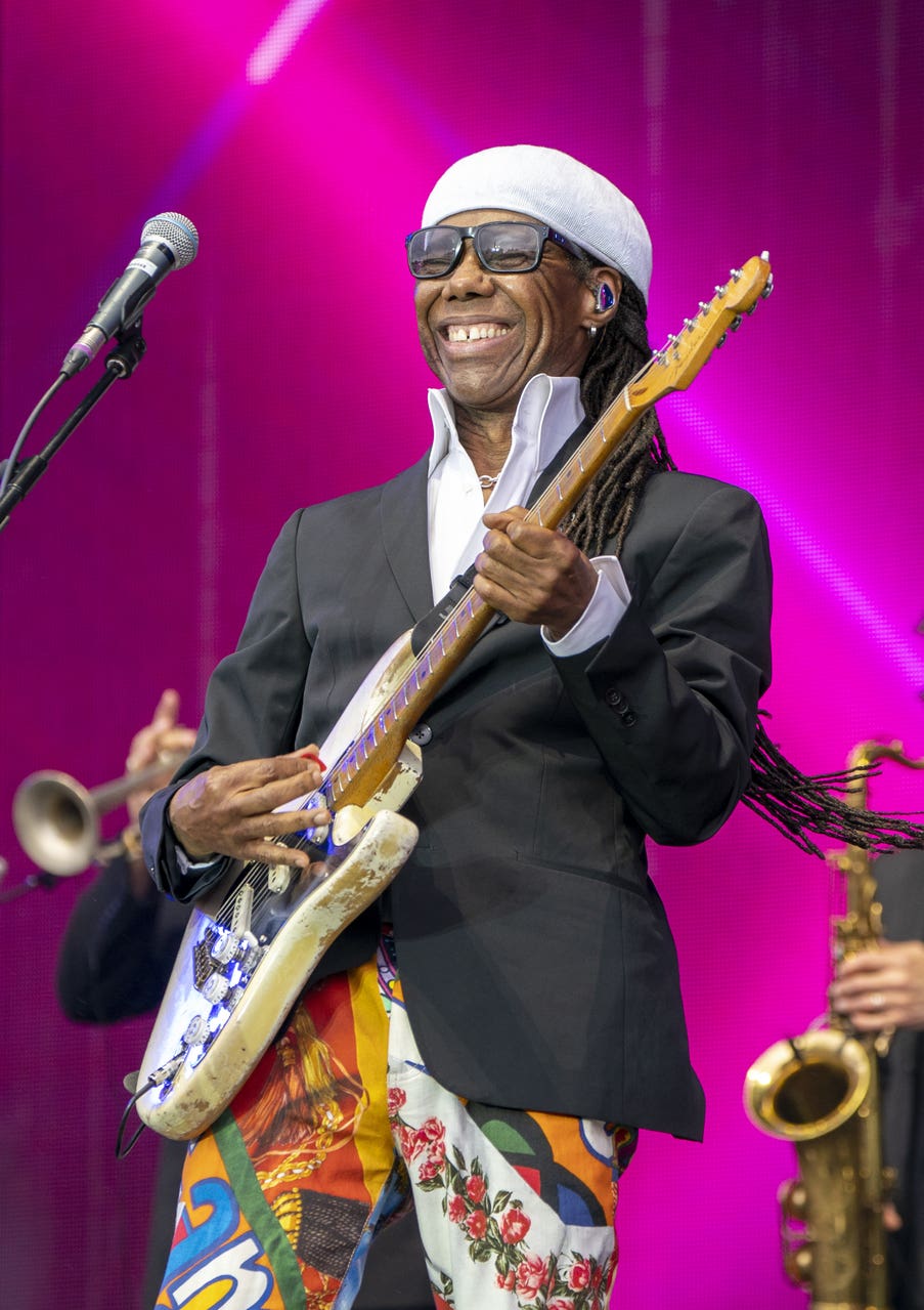 Little Simz and Knucks share album of the year win at 2022 Mobo awards ...