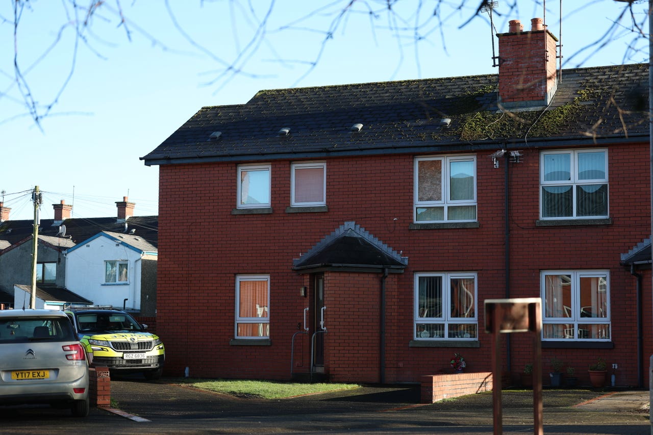 Police granted more time to question three suspects over Wayne Reid ...