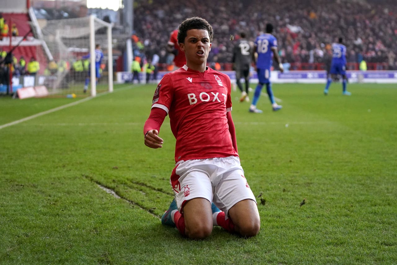 Wales boss Robert Page heaps praise on Nottingham Forest star Brennan ...