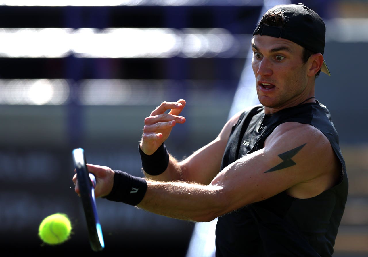 Jack Draper hails Sir Andy Murray for guiding him to ‘ugly win’ at ...