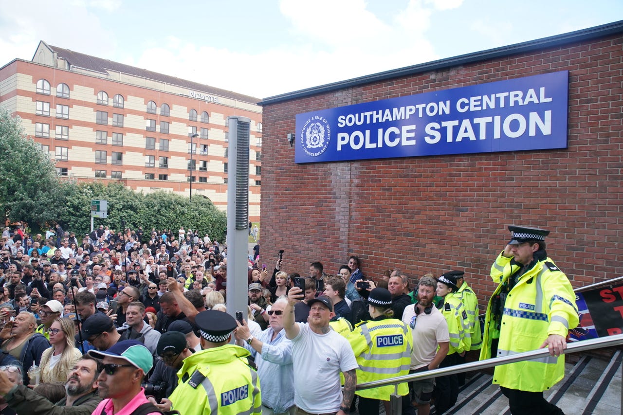 Protesters clash with police in Southampton over Henry Nowak murder ...