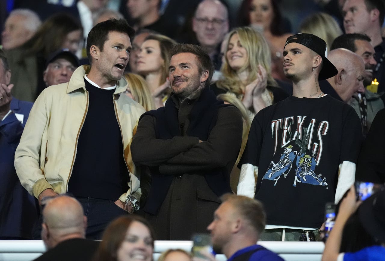 Ryan Reynolds would ‘love’ Wrexham to get the better of Tom Brady’s Birmingham | Western Telegraph