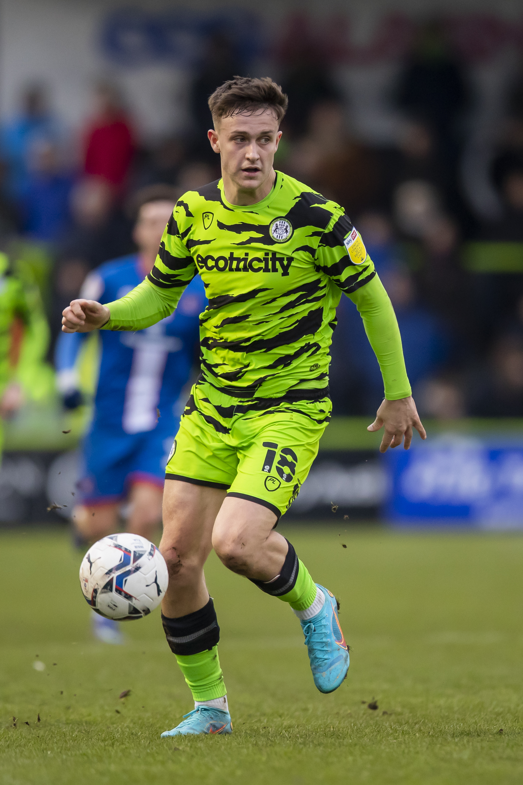 Jake Young bags four goals as Swindon hammer Crawley | LiveScore