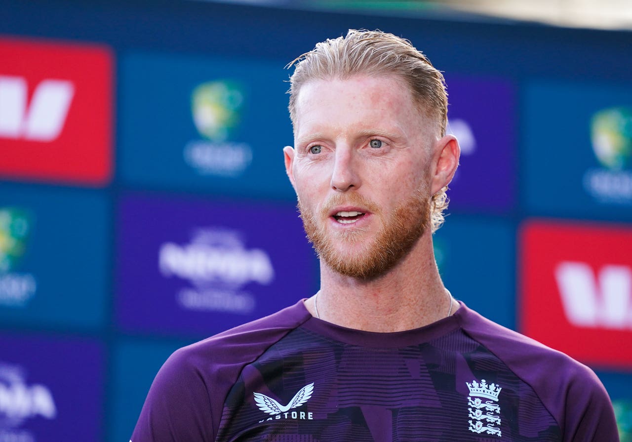 Ben Stokes reassures Shoaib Bashir after England hand Will Jacks Ashes ...
