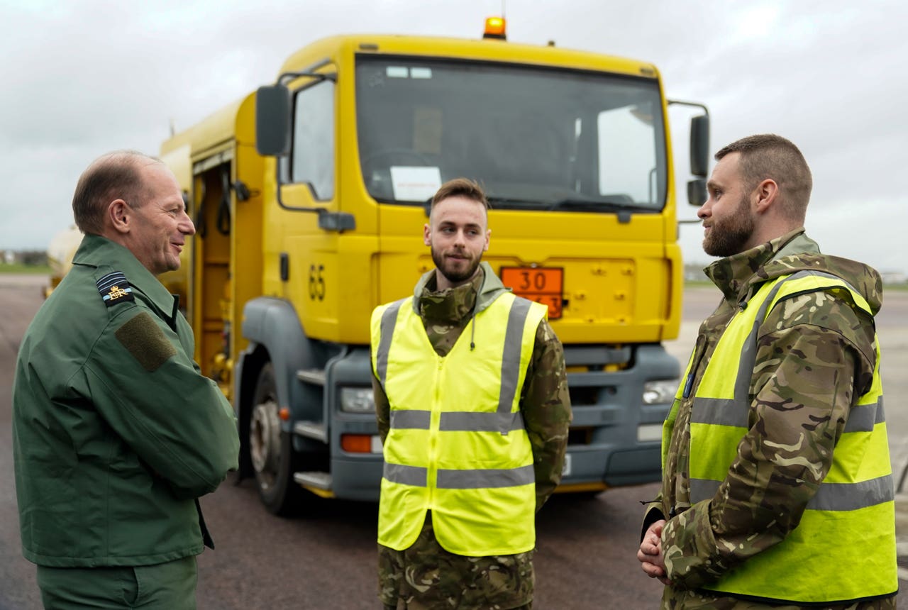 RAF’s first UK flight using 100% sustainable fuel a ‘breakthrough ...