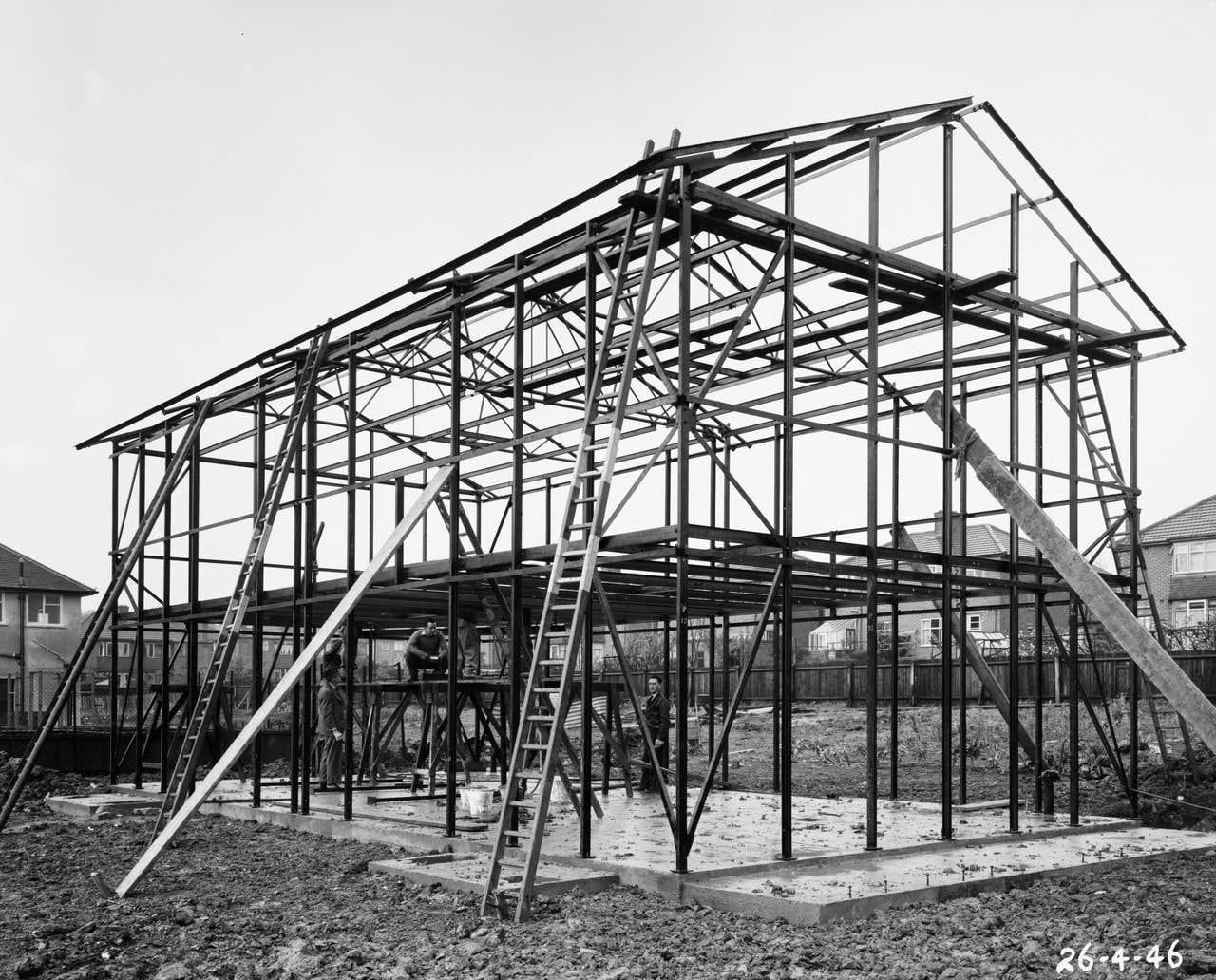 In Pictures: Archive Images Reveal How Modern Britain Was Built - PM Today