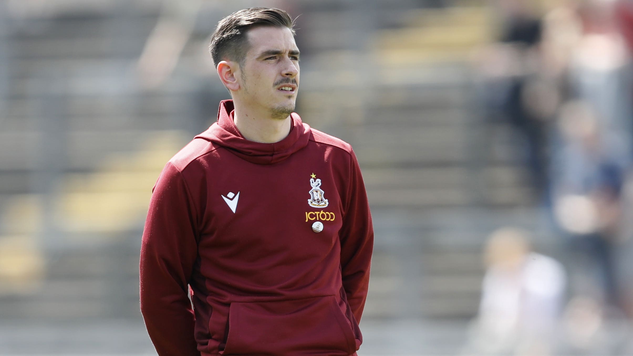Jamie Walker rescues point for Bradford against Harrogate | LiveScore